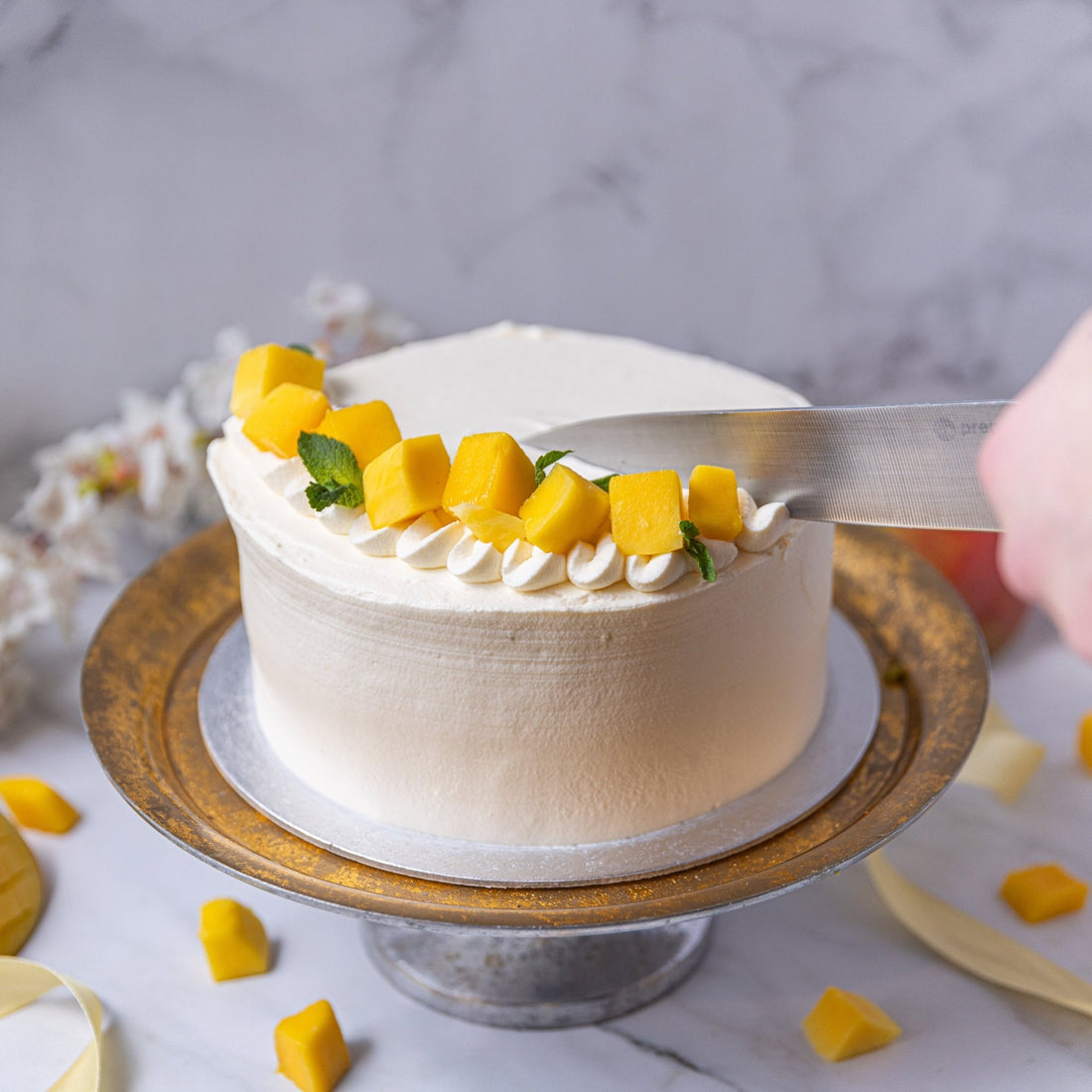 Light & Airy Mango & Cream Layer Cake | Order Online – Jack and Beyond